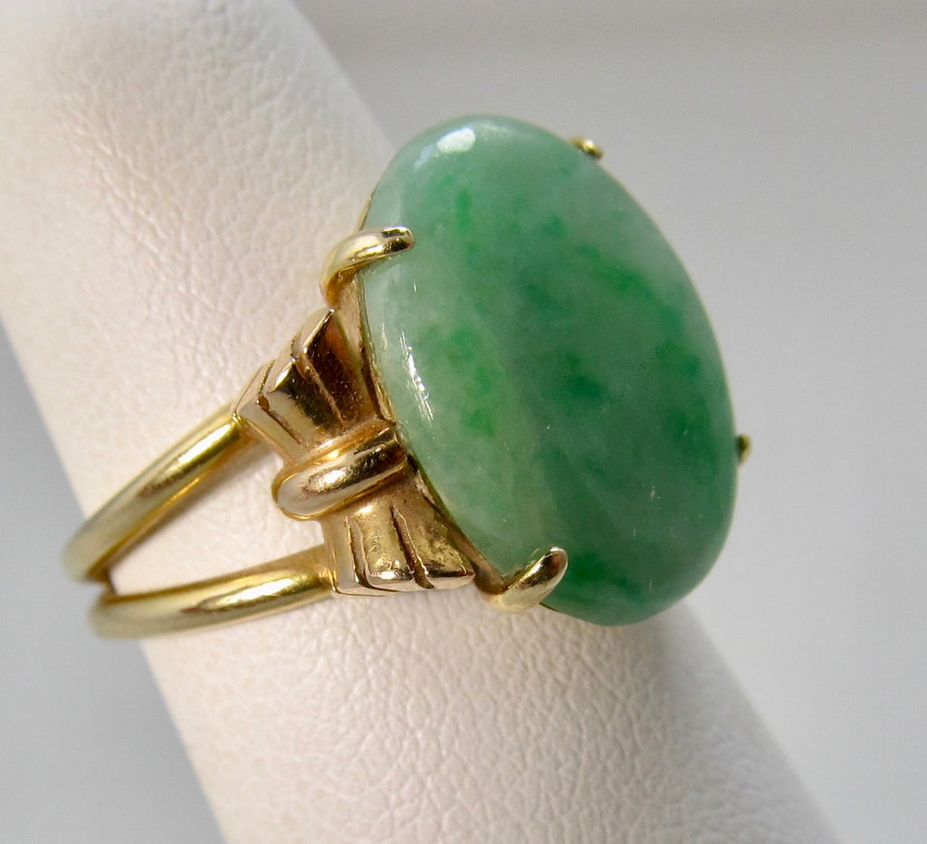 Vintage retro jade ring, 14k rose and yellow gold – Victorious